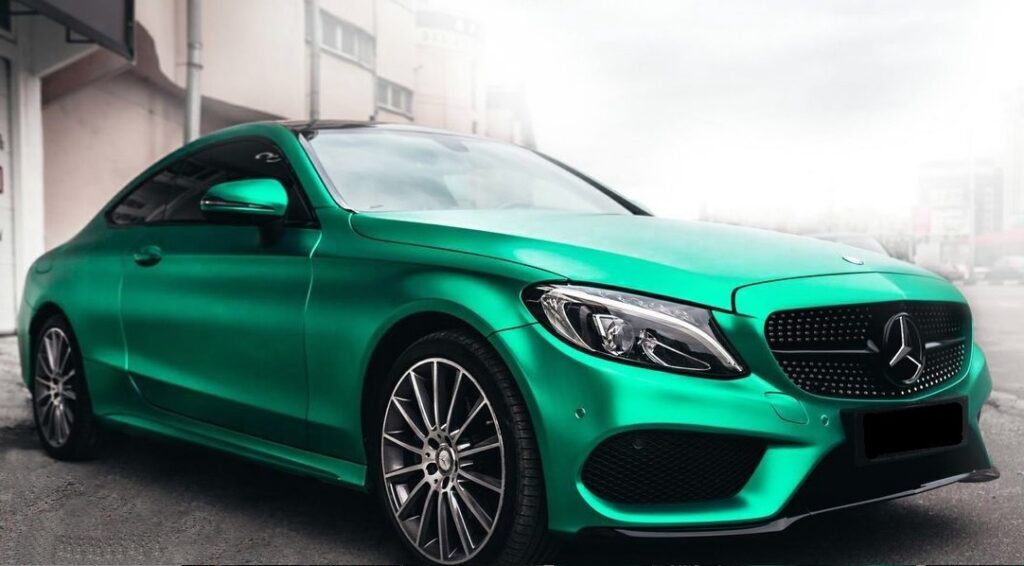 Satiin roheline kleebis | Lumo.ee